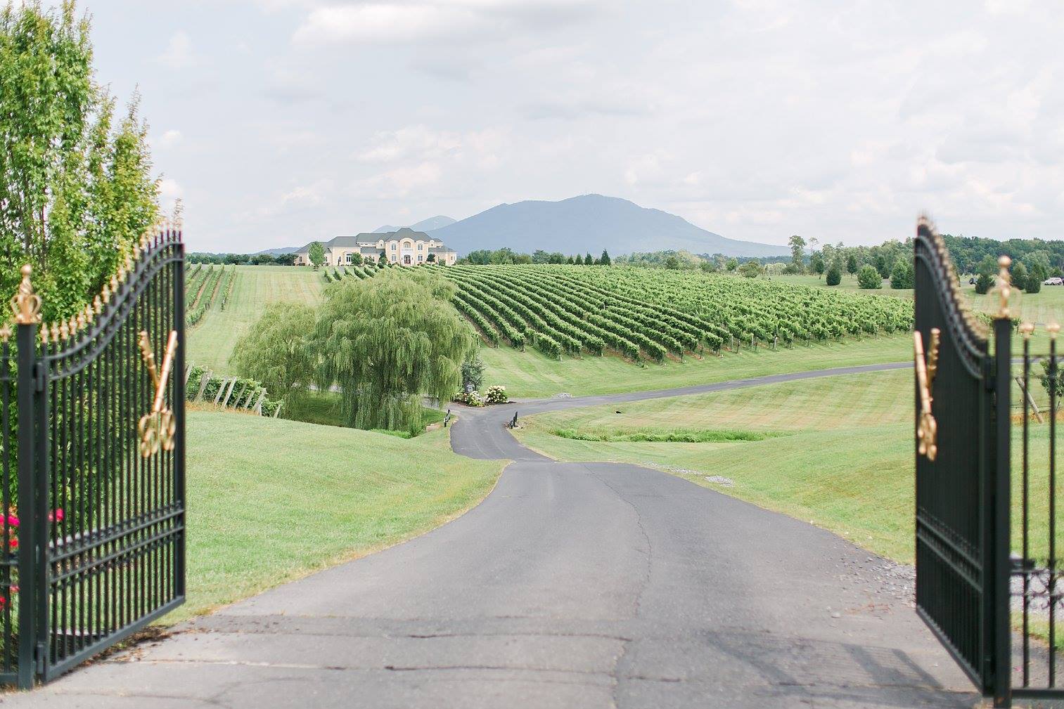 CrossKeys Vineyards - Wine and Country Weddings