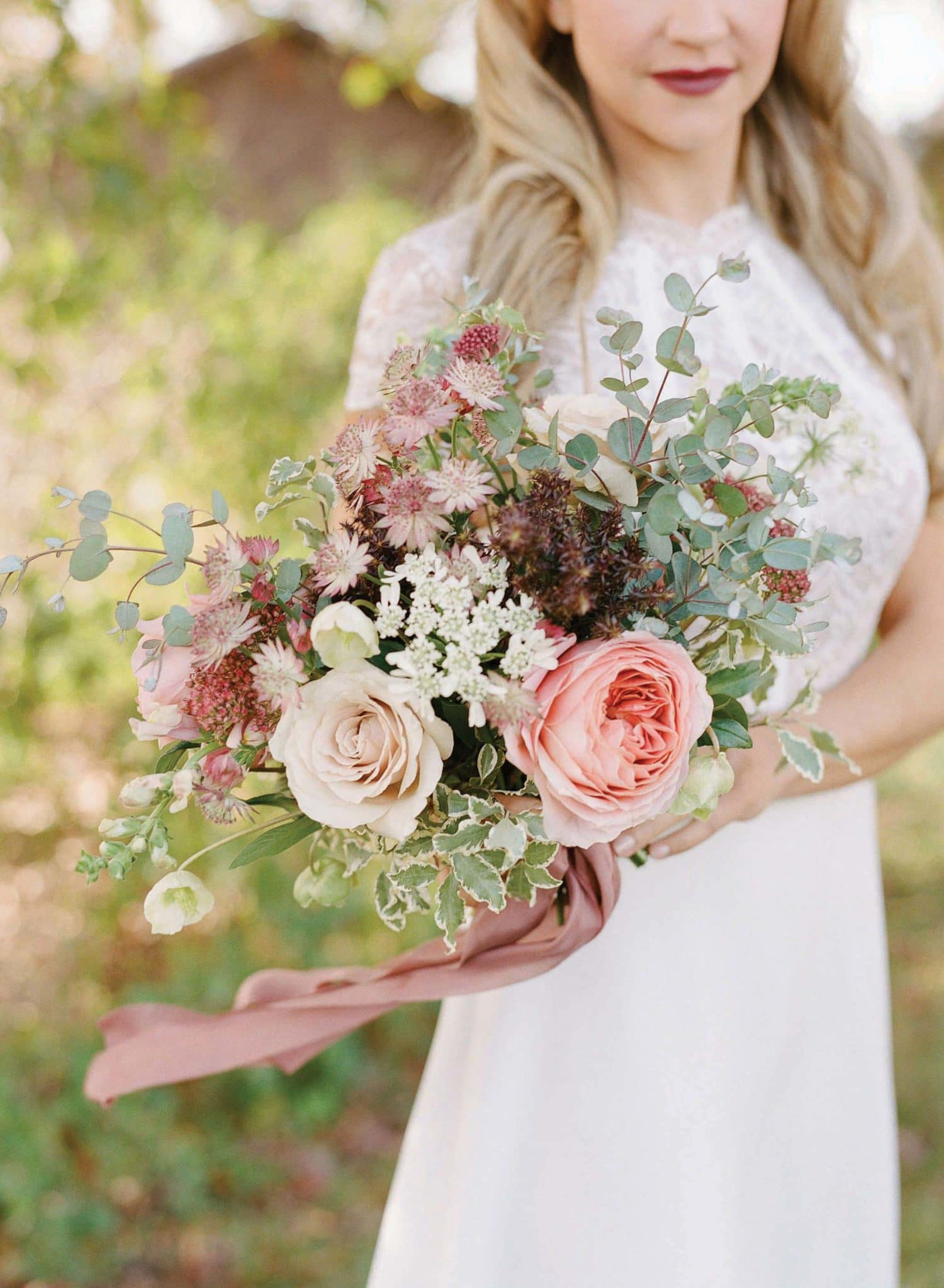 Tips for A Breathtaking Wedding Bouquet - Wine and Country Weddings