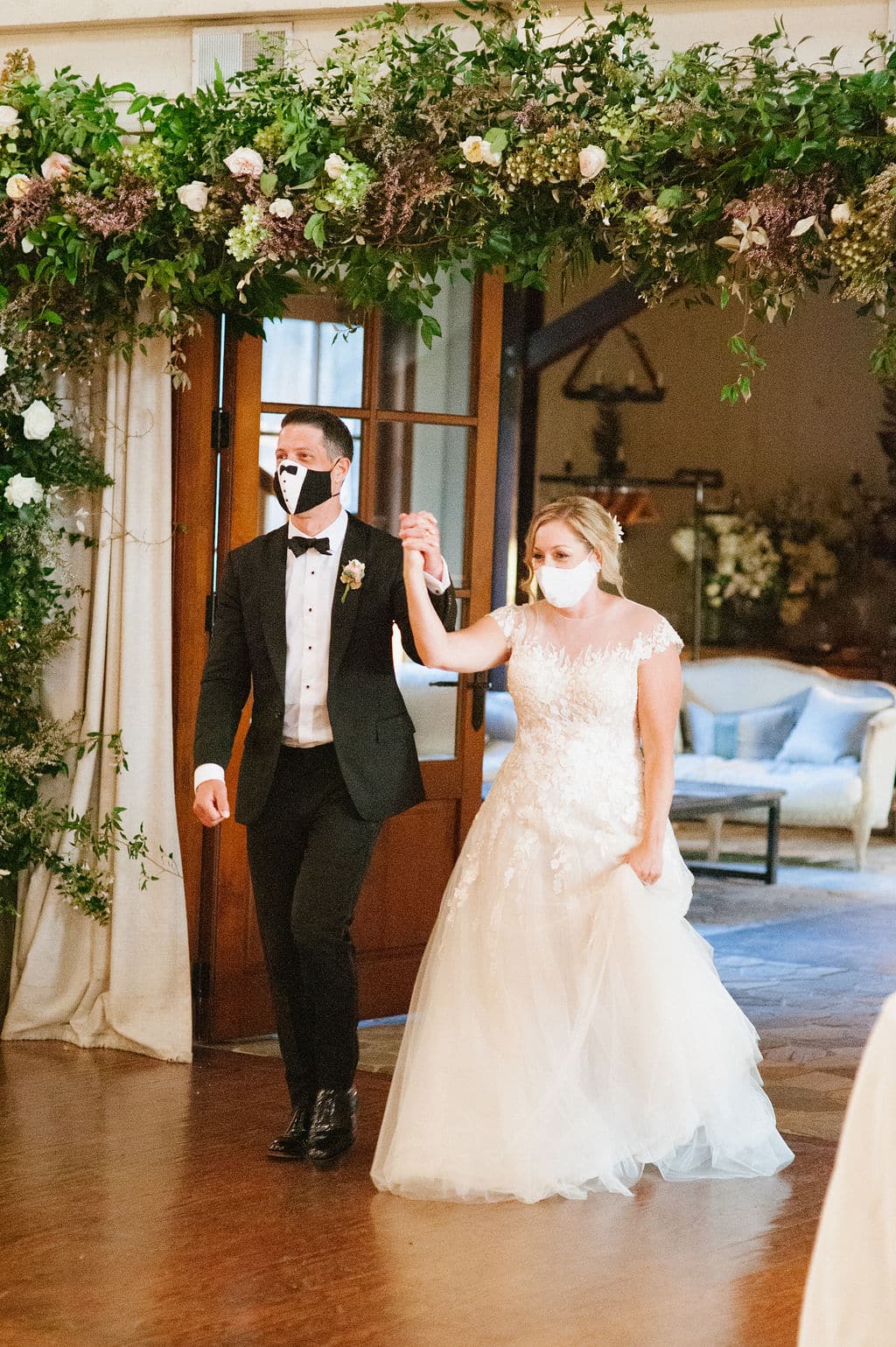 Stephanie & Michael's Socially-Distant Vineyard Wedding - Wine and ...