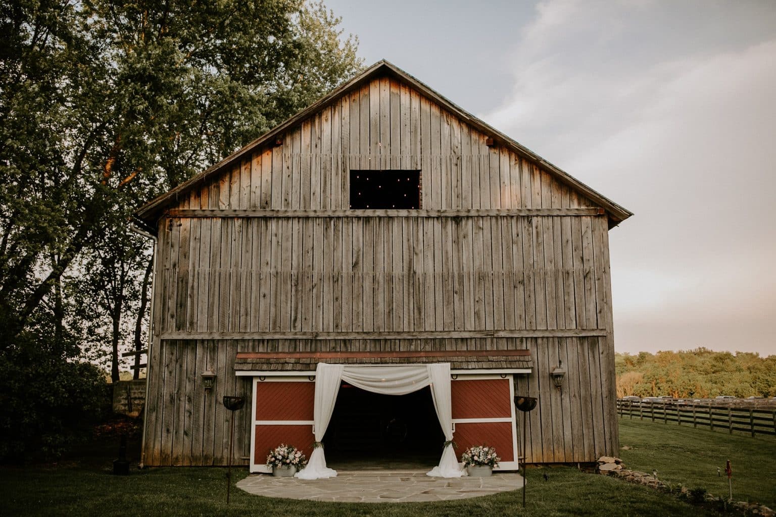 Barn Wedding Venues in Northern Virginia - Wine and Country Weddings