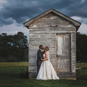 Brix & Columns at Six Penny Farm - Wine and Country Weddings